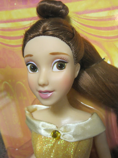 Never Grow Up: A Mom's Guide to Dolls and More: A Visual Guide to All ...