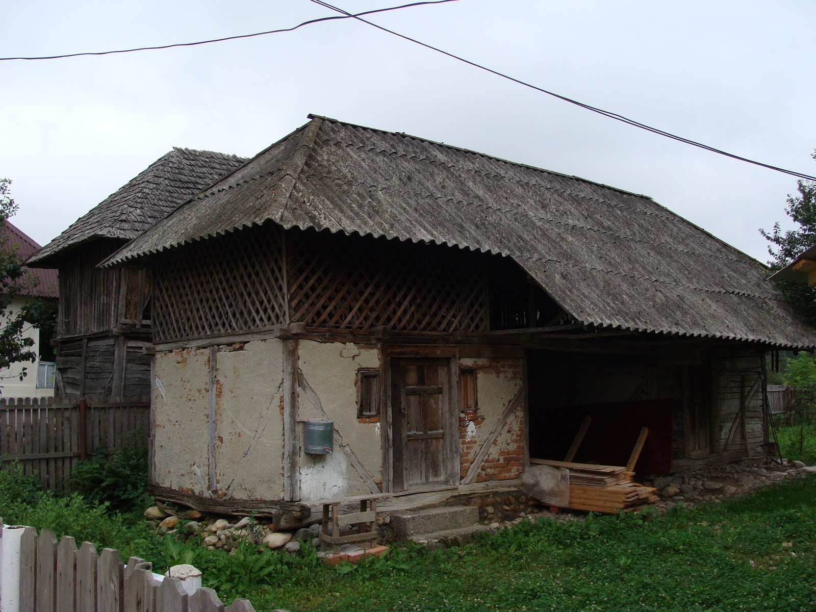 FAMILIA... POR LA CORONA DE ARAGON !: Rumanía - zona rural - 2010.