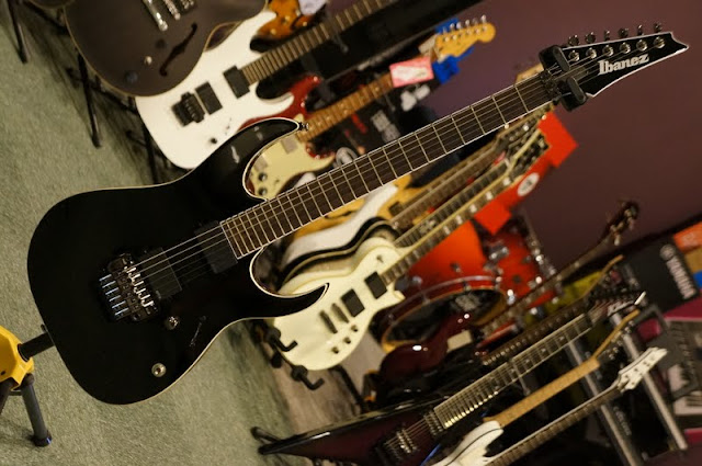 CRINSON MUSIC AND GUITARS: Ibanez RGIR20E Iron Label