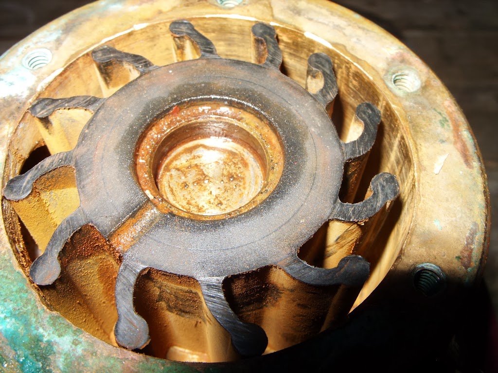 poor design of expensive ding drive jabsco pump | Boat Design Net