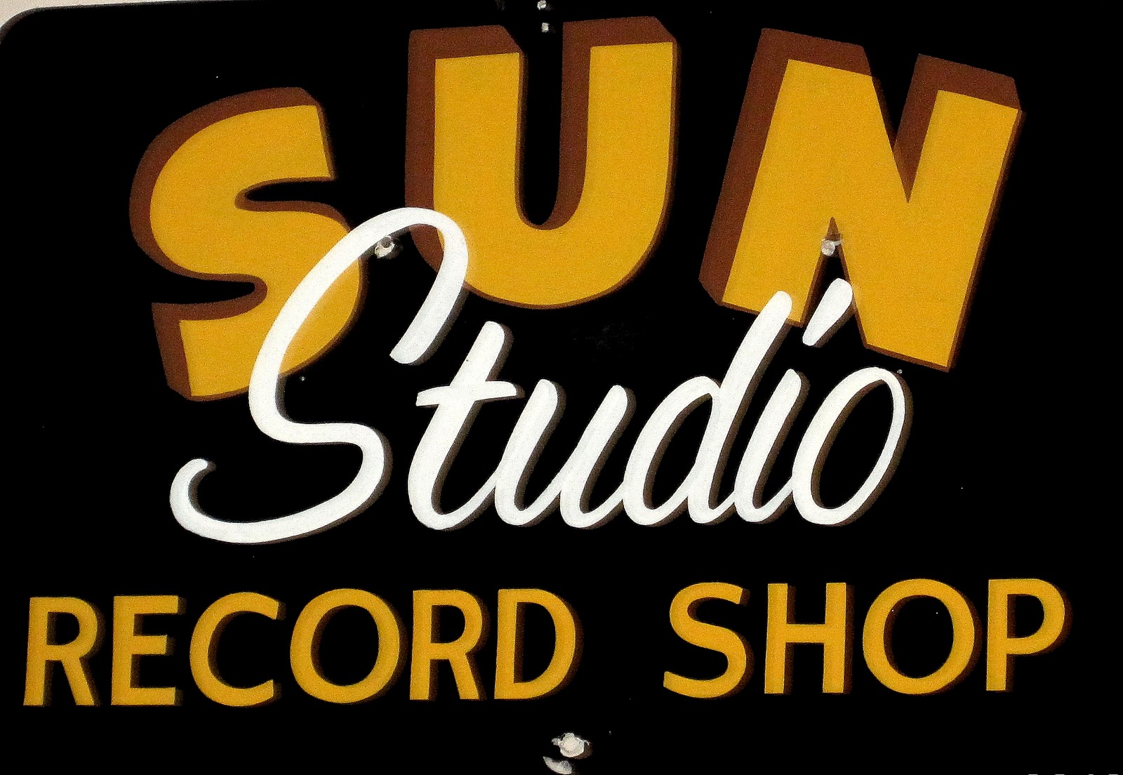 Field Trip With Daddy: Sun Studios - The Hill Hangout