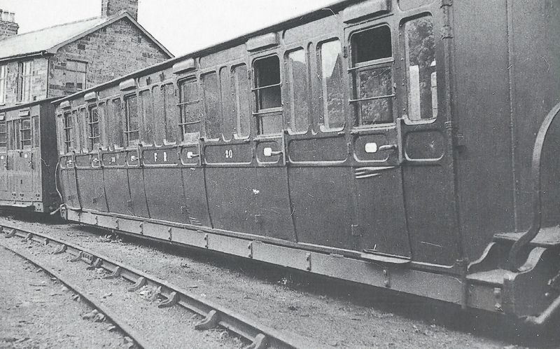 Colonel Stephens Livery - Garden Railway Forum