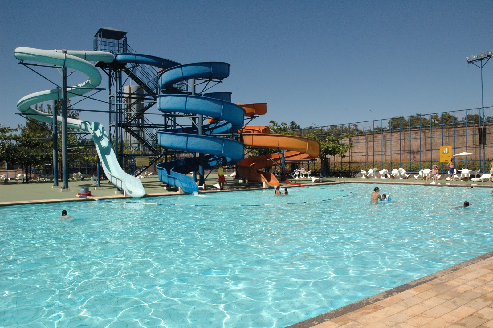 Delusa Viagens: SESC Paracatu/MG, Teófilo Otoni/MG e Almenara/MG