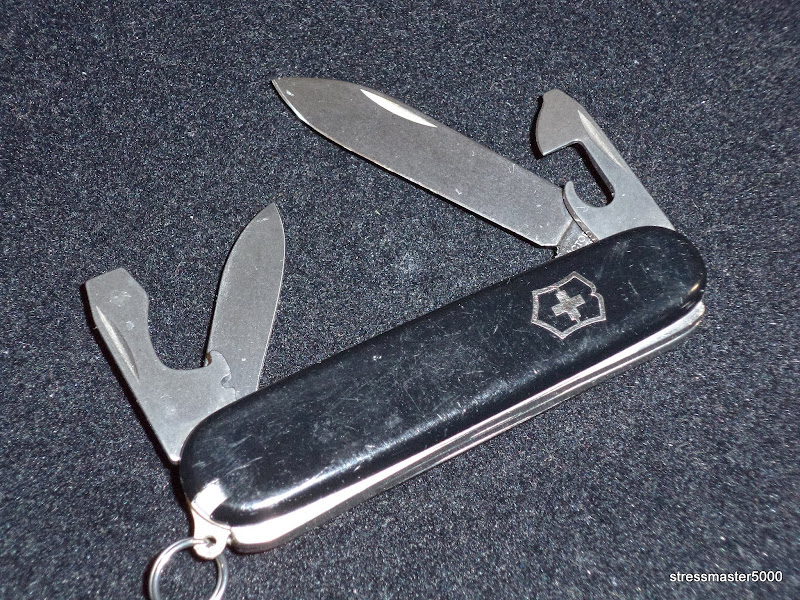 I Love SAK's: Victorinox Recruit - Hotel Del Coronado