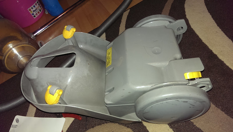 Dyson DC02 Teardown and refurb