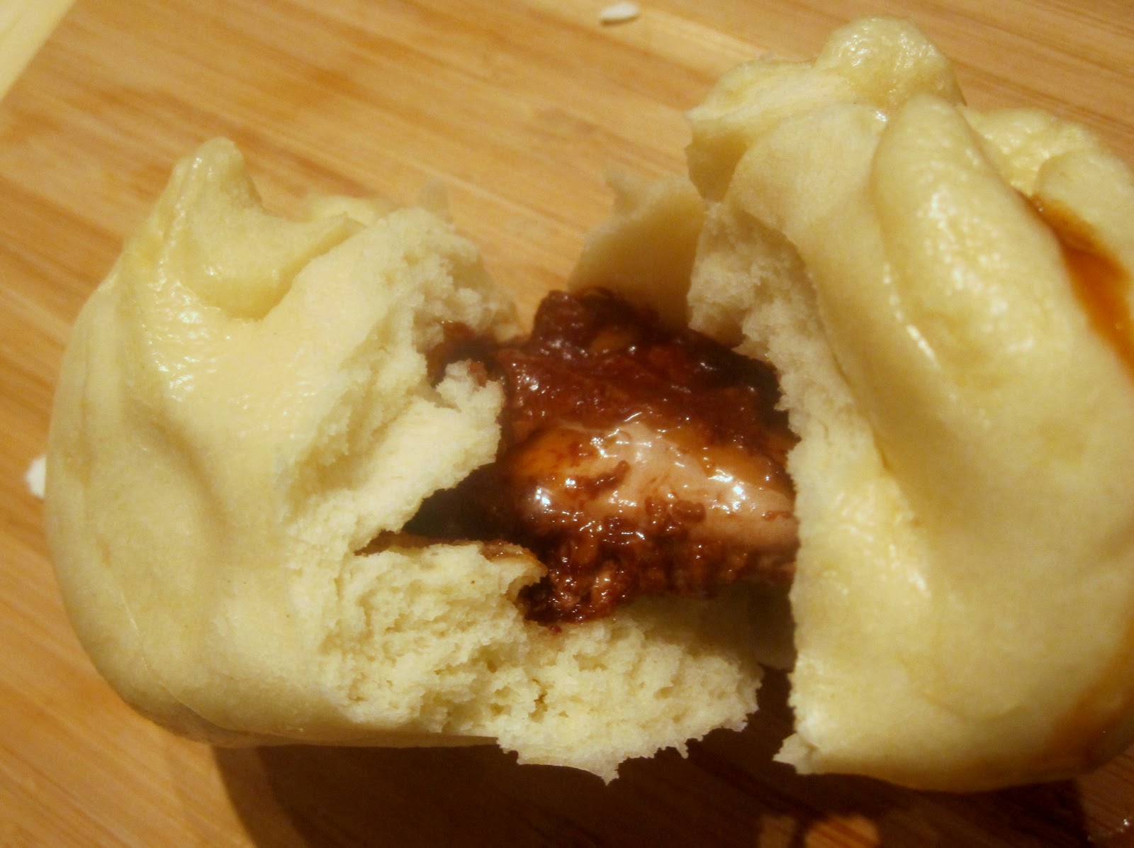 Bubbles n Squeaks: Mars Bar Steamed Buns