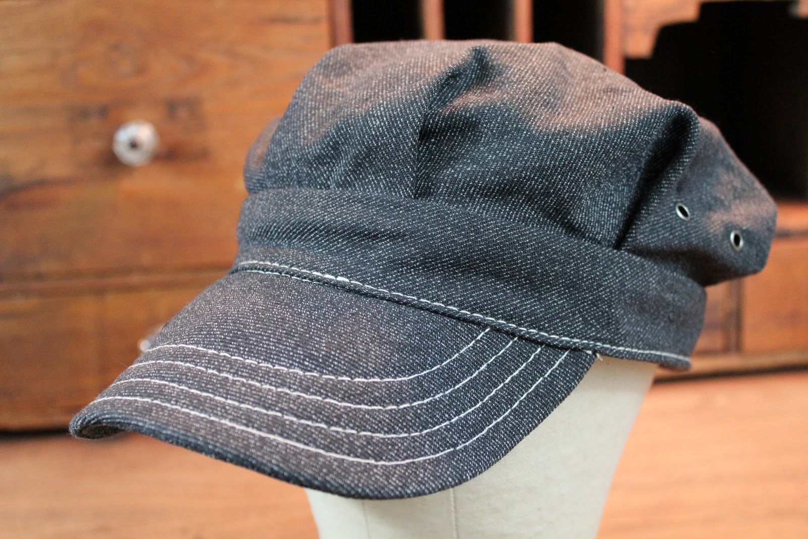 vintage workwear: Sneak Preview BEAR BRAND ENGINEER and WORKMAN CAPS ...