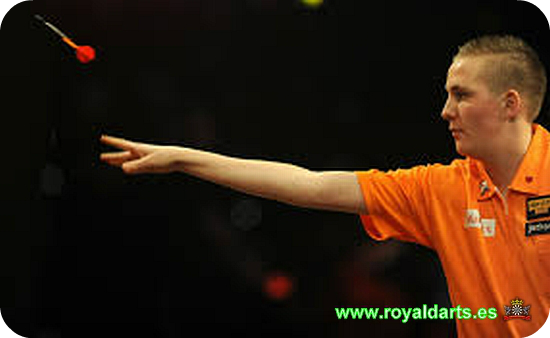 Hoy conocemos a …. Jimmy Hendriks | Club Dardos Royal Darts