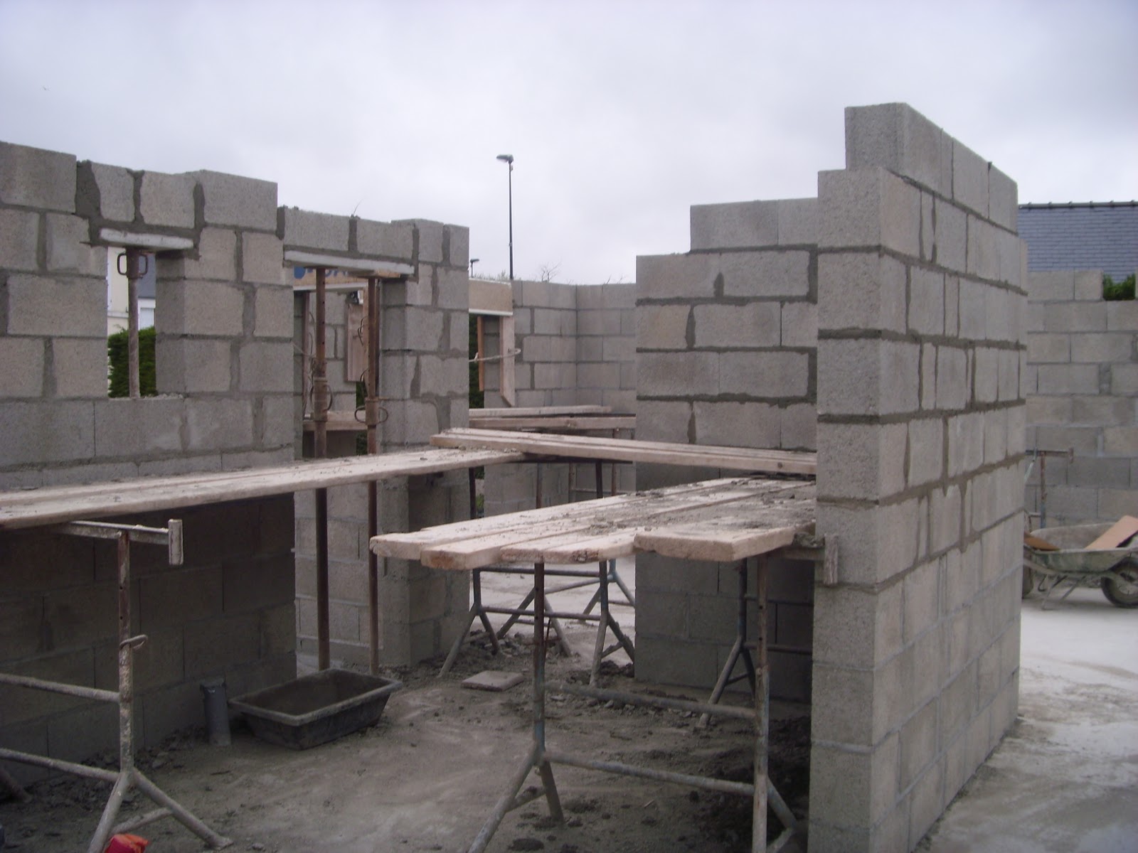 construction de notre maison: maçonnerie : élévation