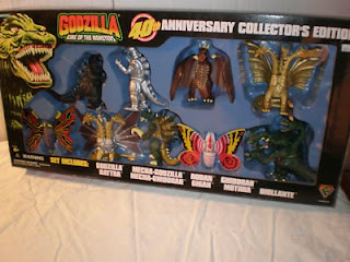 Middle Earth Collectors: A Look Back At Trendmasters' Godzilla Toy Line
