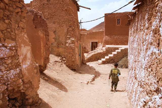 LA SYNAGOGUE ET LE MELLAH DE IGHIL N'OGHO AU MAROC.