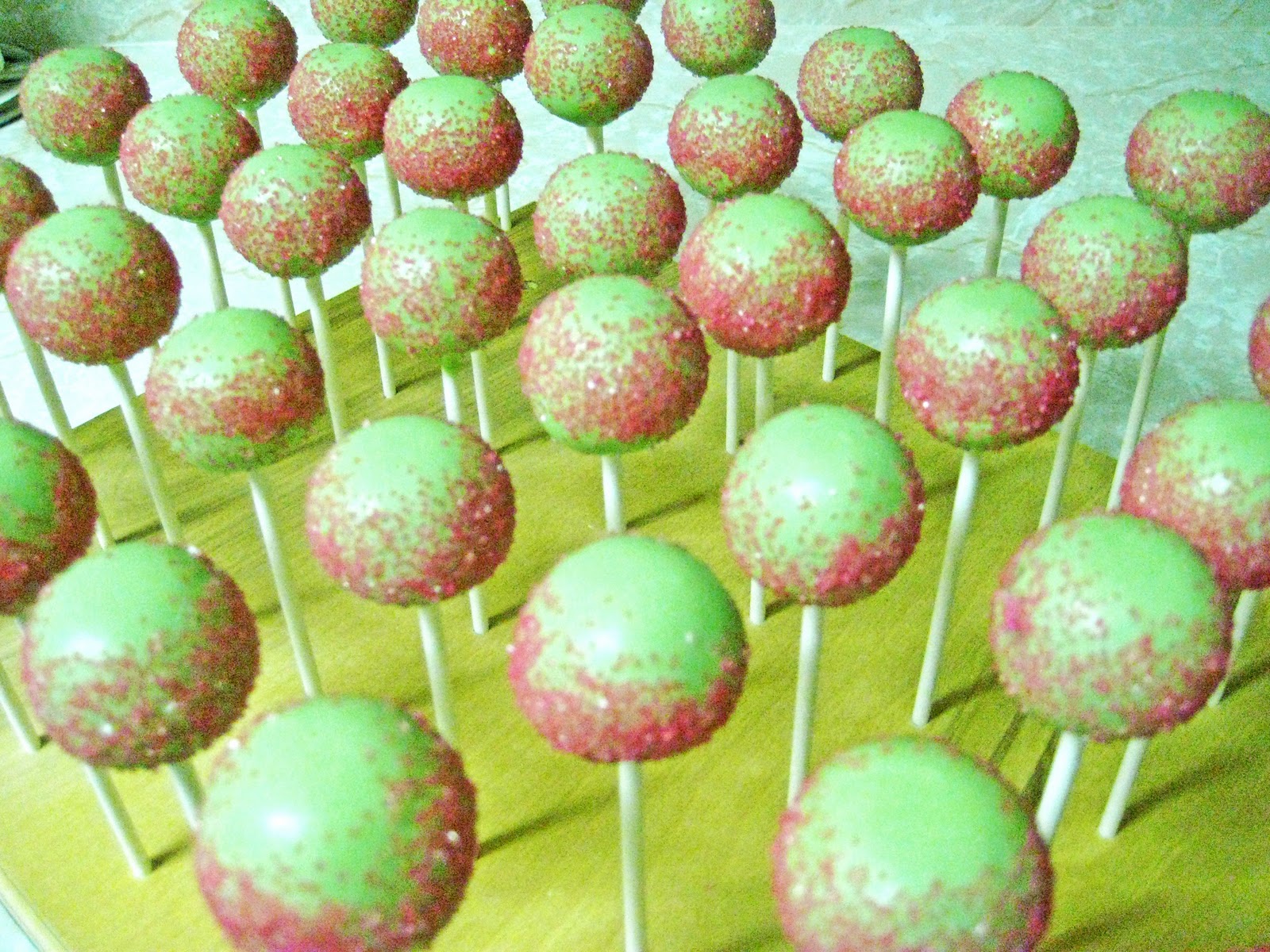 Peace, Love, & Cake Pops: March 2011