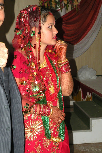 Local style: Nepali glass beads jewelry