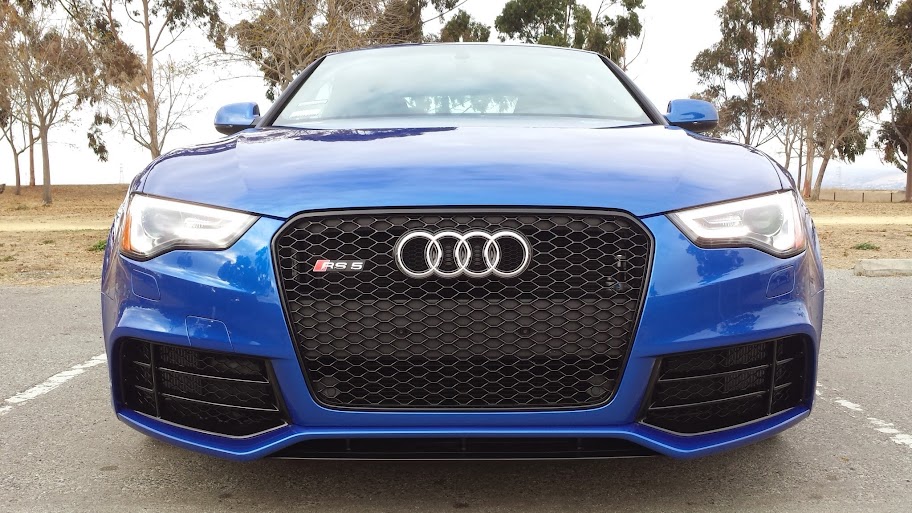Sepang Blue RS5 pics
