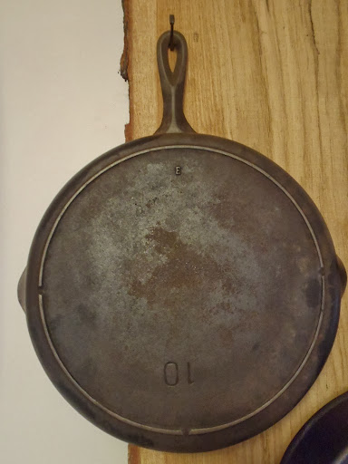 Raised mark | Cast Iron Collector Forums