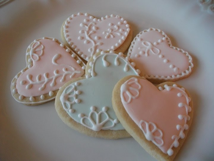 Suzy's Sweet Shoppe: Beautifully decorated sugar cookies