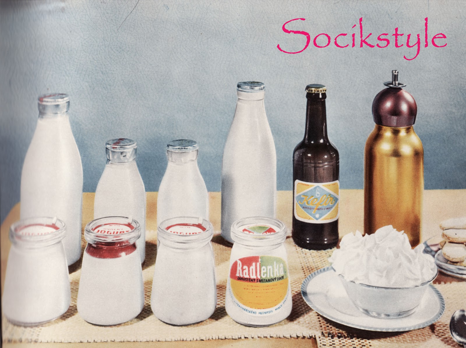 SOCÍK STYLE-Ostalgia: MLIEČNÉ VÝROBKY V ČSSR - 1.ČASŤ:TEKUTÉ A MAKKĚ ...