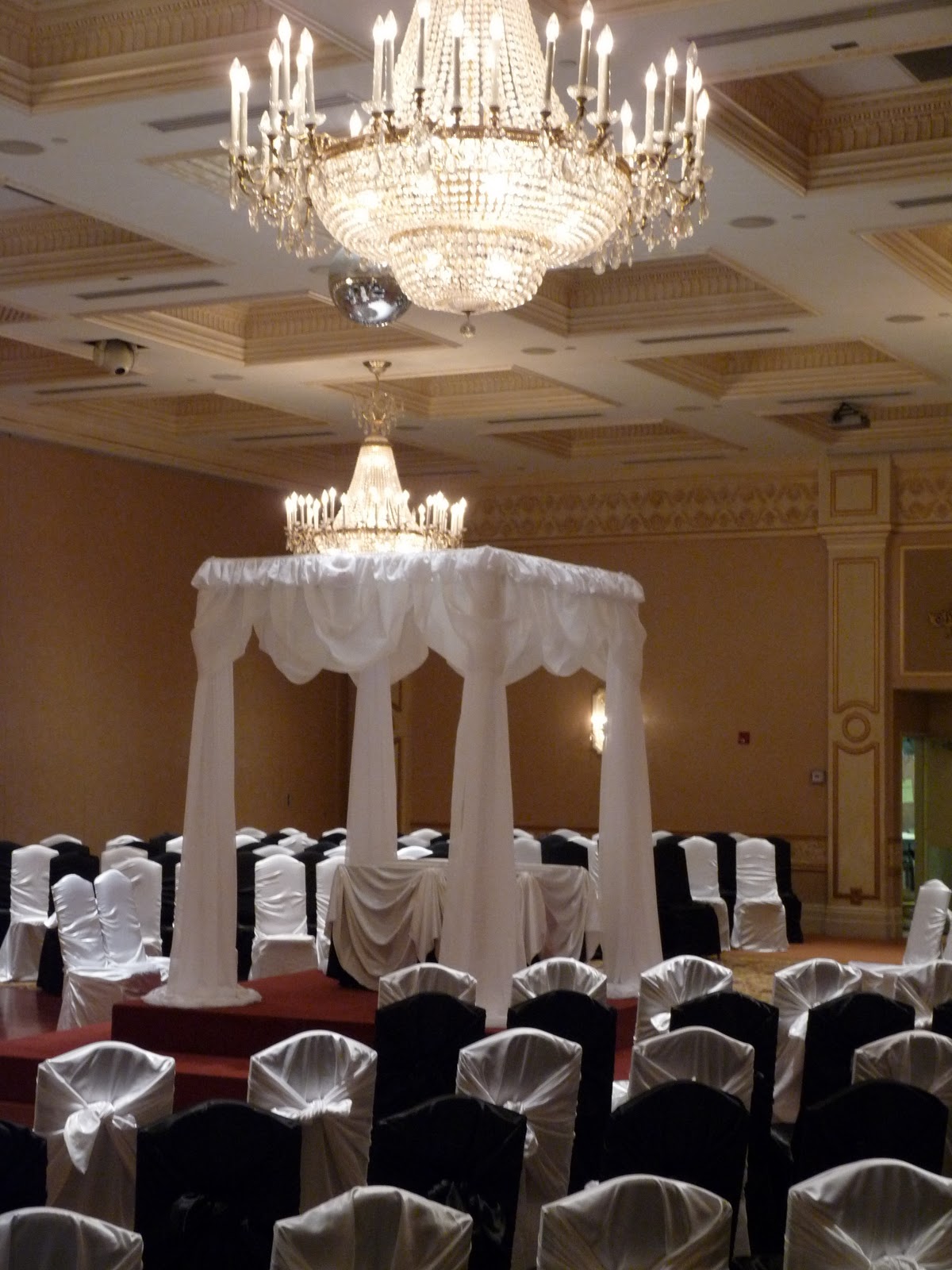 www.DECOR-RENT.com: TORONTO CHAIR COVER AND WEDDING DECORATIONS 2011 ...