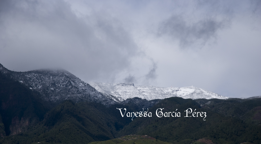 Vanessa García Pérez : GRAN PANORÁMICA DE LA NEVADA GÜÍMAR