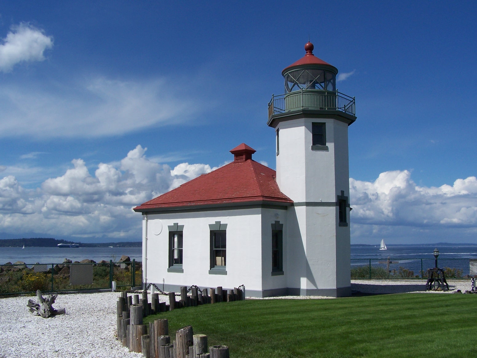 Open the Pod Bay Doors, HAL: Of lighthouses and foghorns and beasts ...