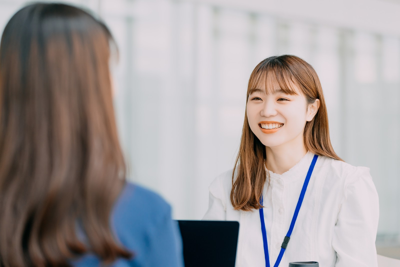 【やめとけ？】文系のメーカー就職が勝ち組の理由｜女子の勝ち組職業も紹介 Ds就活