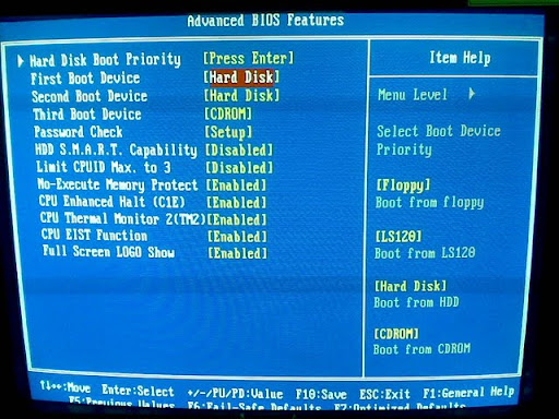 BIOS - Mengatur First Boot - Sharing Ilmu Yuk...!!!