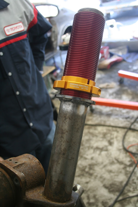 Dirty S30: How To: 240z Ground Control Coilovers w/ Sectioned Struts