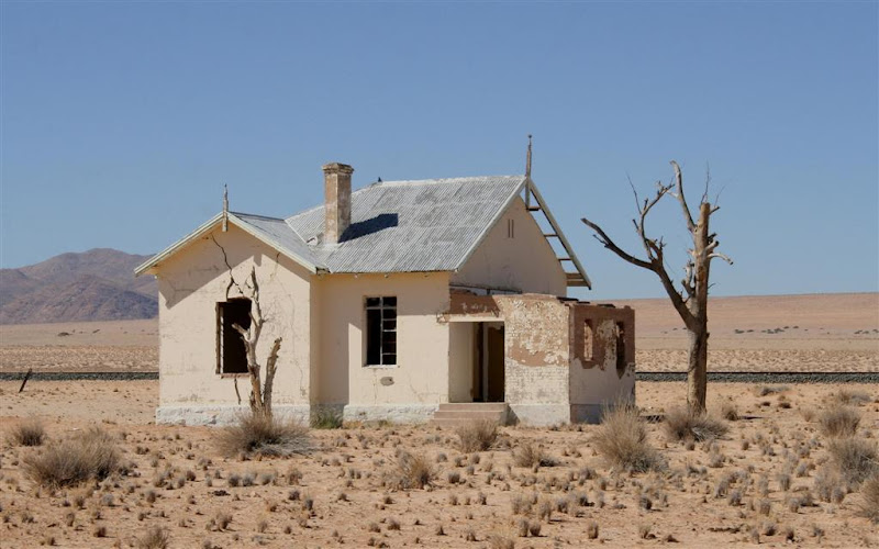 OneStonedCrow: The Hills of Namibia Revisited