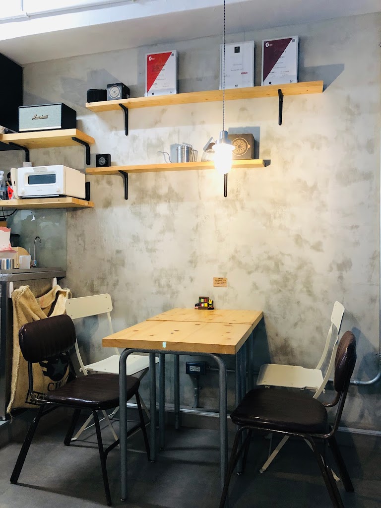 台北市中山區 九日咖啡（復興店）9 Days Coffee - 台灣餐廳推薦 手搖推薦 甜點推薦 買一送一 優惠訊息