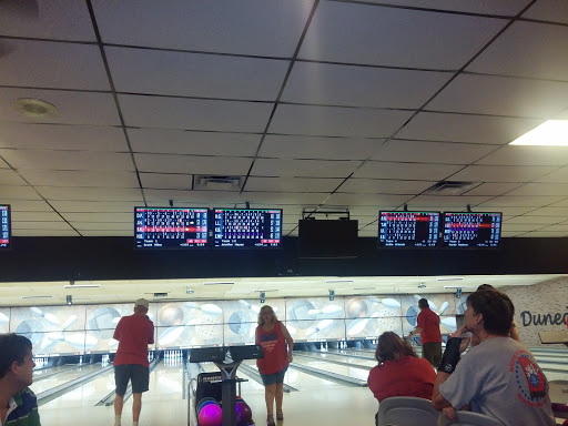 Bowling Alley «Dunedin Lanes», reviews and photos, 405 Patricia Ave ...