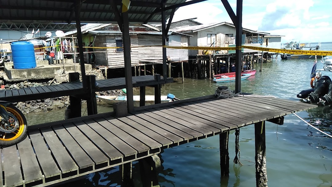 Jeti Jabatan Perikanan Lahad Datu di bandar Lahad Datu