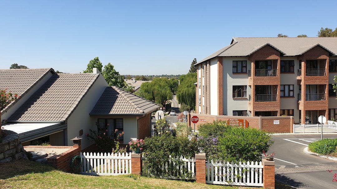 Douglasdale Retirement Village in the city Sandton