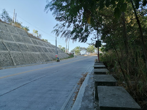 DOMSA View Point in Angono, Rizal - Zaubee