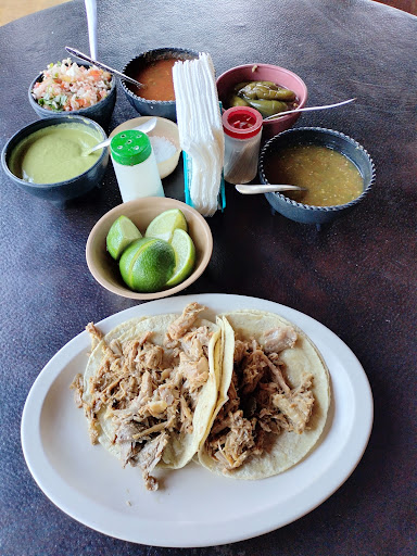 Restaurante CARNITAS Y BOTANAS CHAPARACO "DON JOSE EL PINTOR" en Zamora