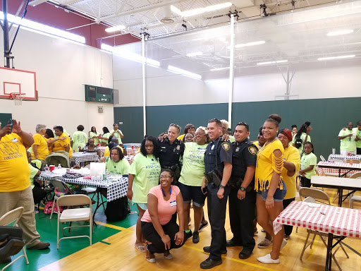 Community Center «Eugene McCray Community Center Park», reviews and ...