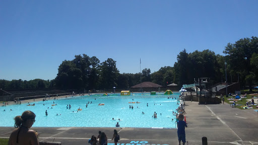 North Park Swimming Pool in Allison Park, Allison Park, Pennsylvania ...