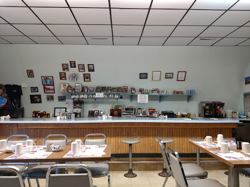 Grandma's USA Cafe - AZexplained