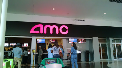 Movie Theater «AMC Chicago Ridge 6», reviews and photos, 500 Chicago ...