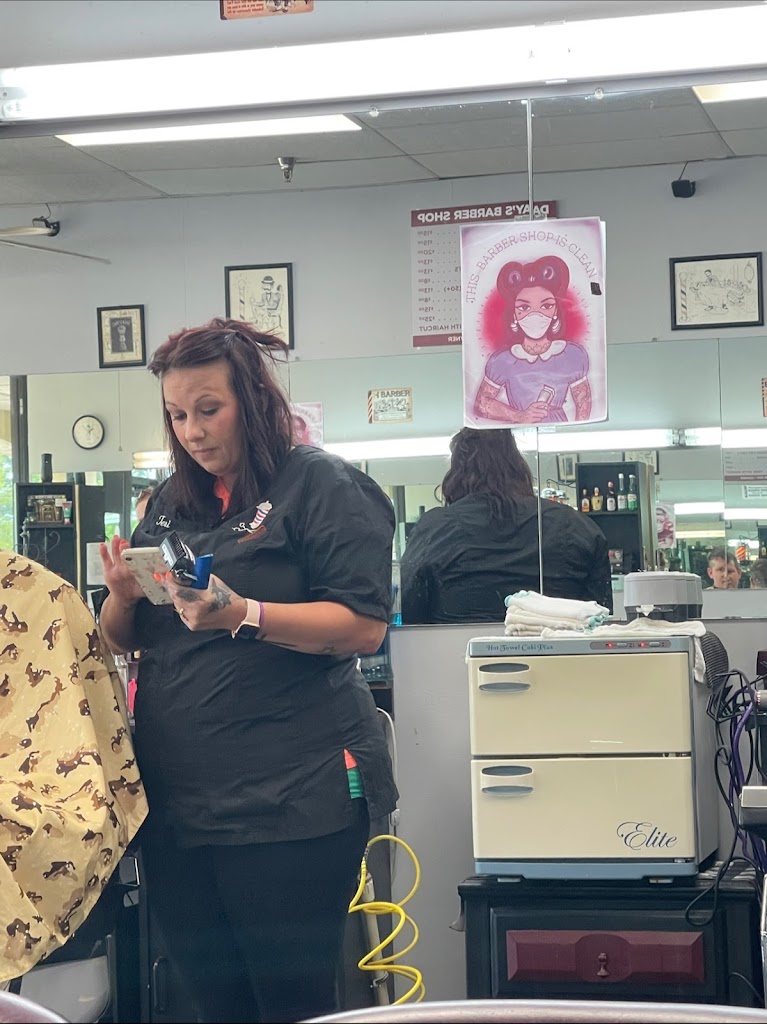 Day's Barbershop - Alexandria, LA 71301 - Services and Reviews