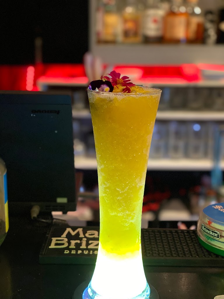 台北市萬華區 COMMANDER D. 紅樓司令餐飲號 - 台灣餐廳推薦 手搖推薦 甜點推薦 買一送一 優惠訊息