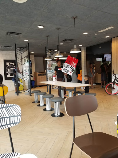 Outlet Mall «Hechinger Mall», reviews and photos, 1518 Benning Rd NE ...