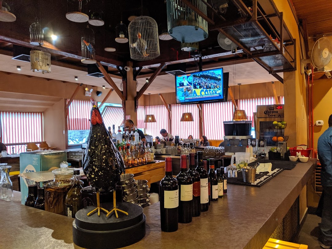 Primos Chicken Bar en la ciudad Lima