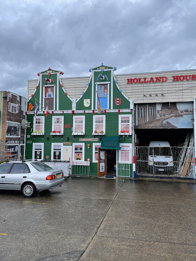The Dutch Shop in Smithfield, New South Wales - Zaubee