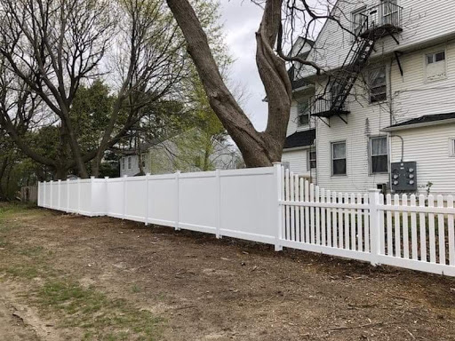 Fence Guys - Fence Contractor