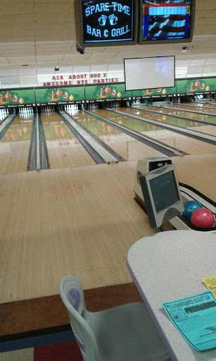 Bowling Alley «Poelking Woodman Lanes», reviews and photos, 3200 ...