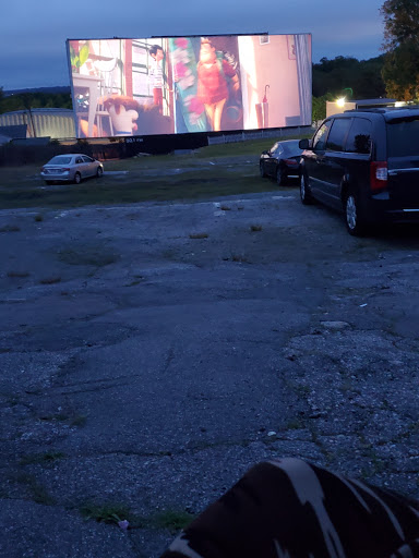 Drive-in Movie Theater «Rustic Drive in Theatre», reviews and photos ...