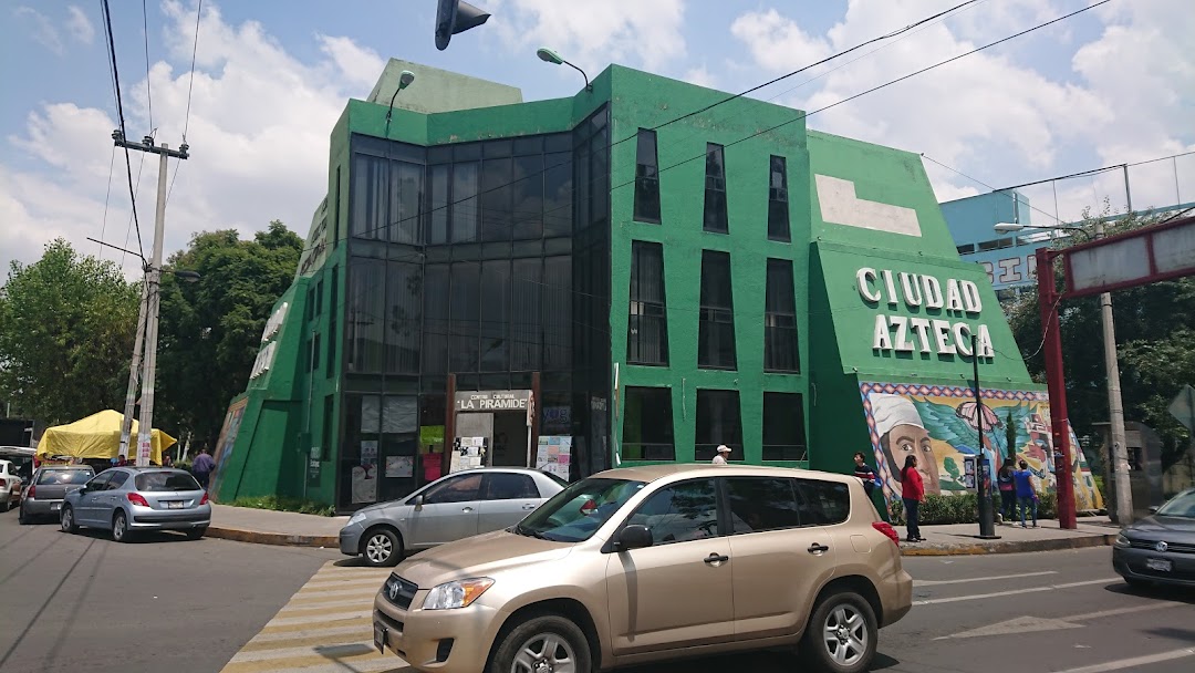 Piramide Ciudad Azteca en la ciudad Ecatepec de Morelos