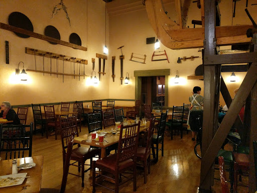 Boatwright's Dining Hall - AZexplained