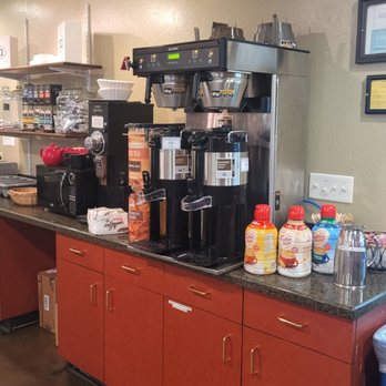 210 Cafe - Visalia, CA 93291 - Menu, Reviews, Hours & Contact