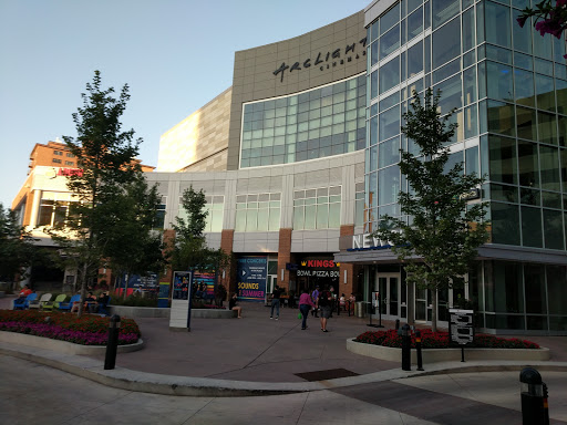 Movie Theater «ArcLight Cinemas - Chicago», reviews and photos, 1500 N ...